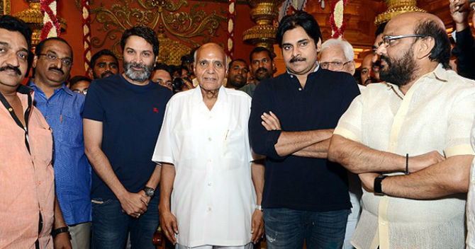 PHOTO : रामोजी राव यांच्या नातीचा शाही लग्नसोहळा - Marathi News ...