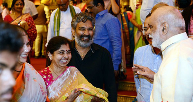 PHOTO : रामोजी राव यांच्या नातीचा शाही लग्नसोहळा - Marathi News ...